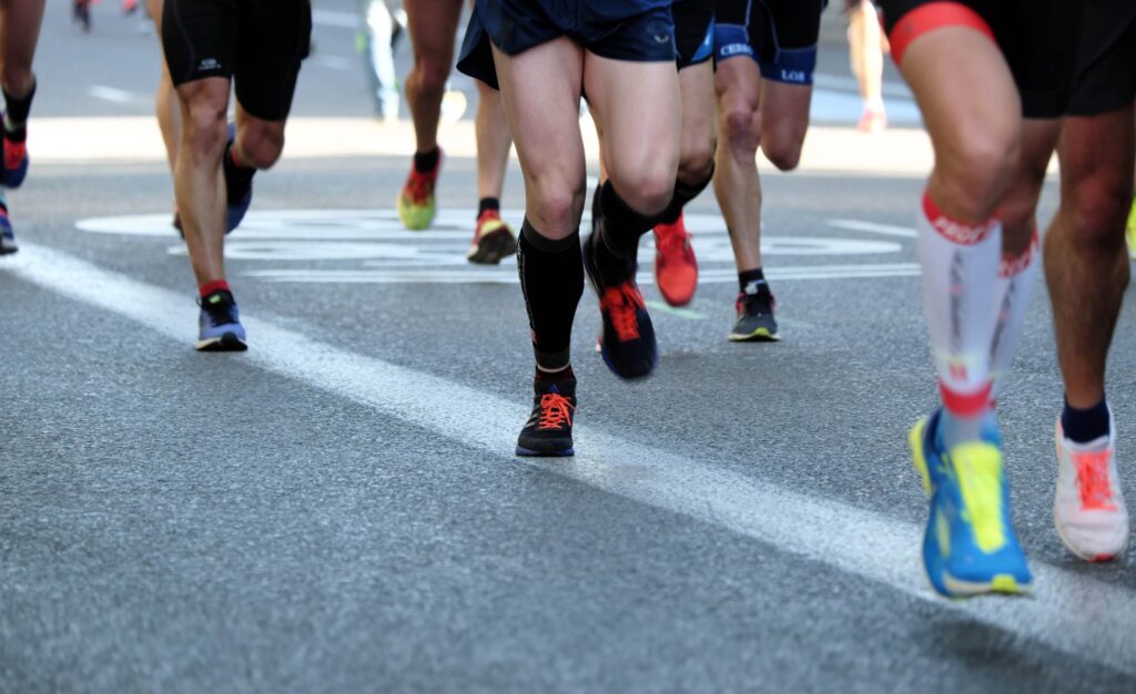 30-Year-Old Brooklyn Half Marathon Runner Collapses and Dies After ...