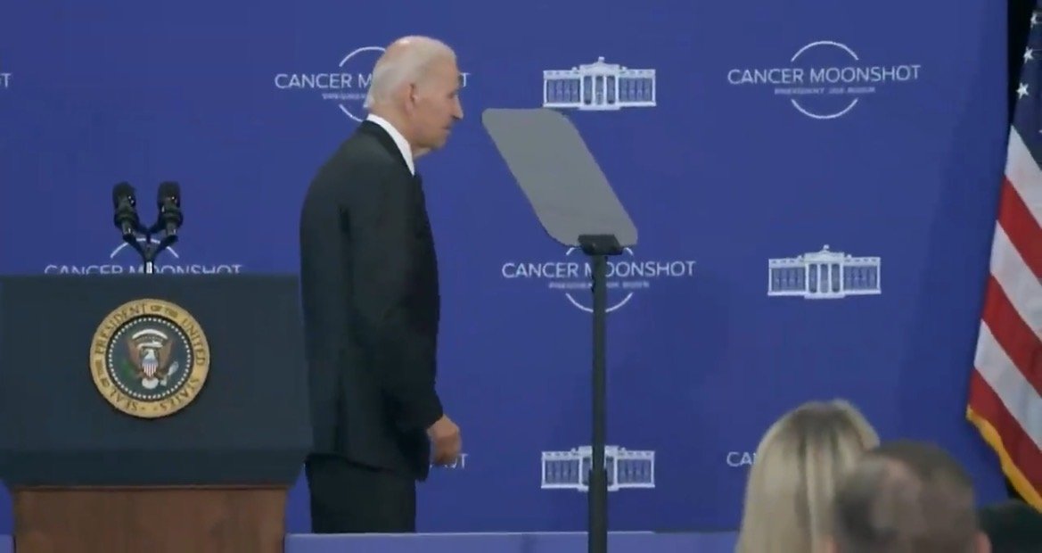 Joe Biden Gets Lost Again, Has No Idea Where to Go After Cancer ...