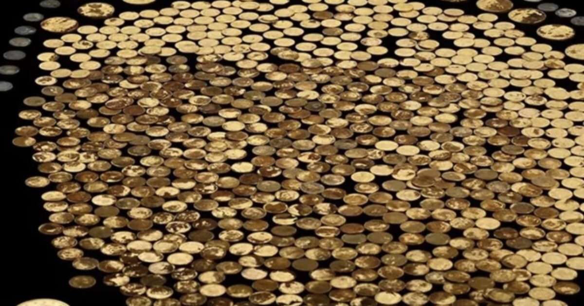 Man Finds $2 Million Worth of Gold Coins Buried in Kentucky Field ...