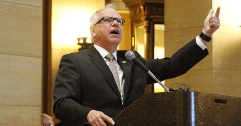 Minnesota National Guard Leaders Expose Tim Walz for Stolen Valor: Lied ...