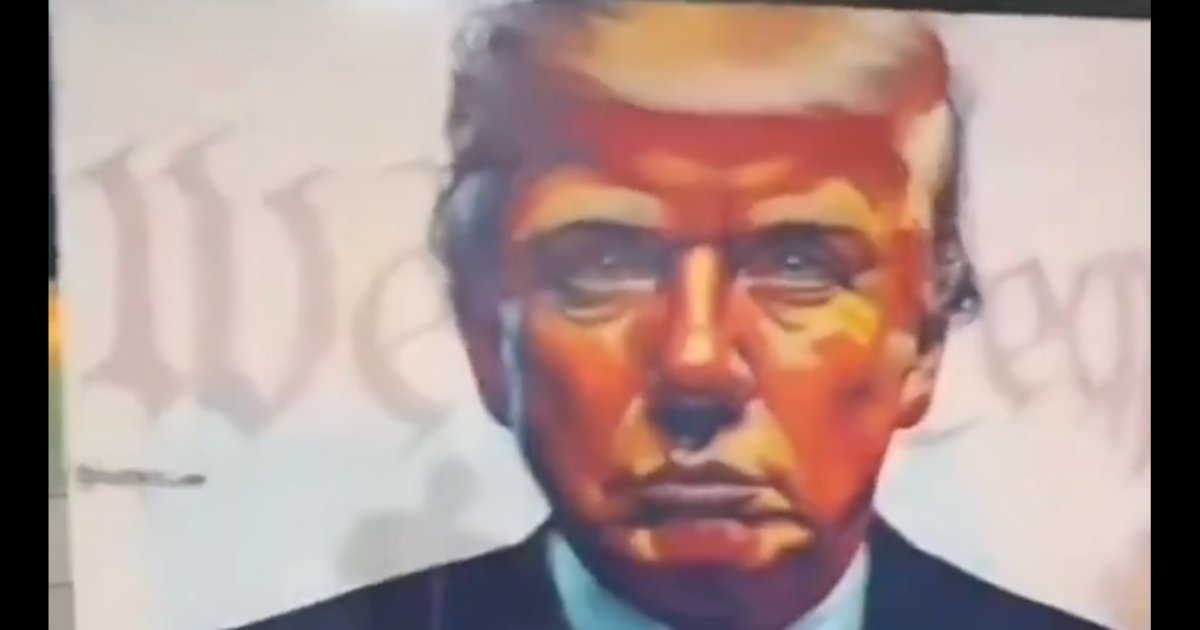 Spectacular Murals Pop Up in Pharr, Texas of Donald Trump Alongside an ...