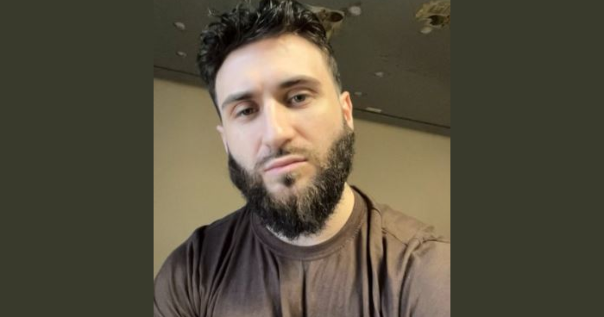 January 6 Hostages Still TRAPPED Inside DC GULAG – Jake Lang Assaulted ...