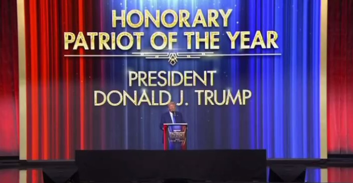 Sean Hannity Delivers Moving Introduction for President Donald Trump as He Is Awarded Patriot of ...