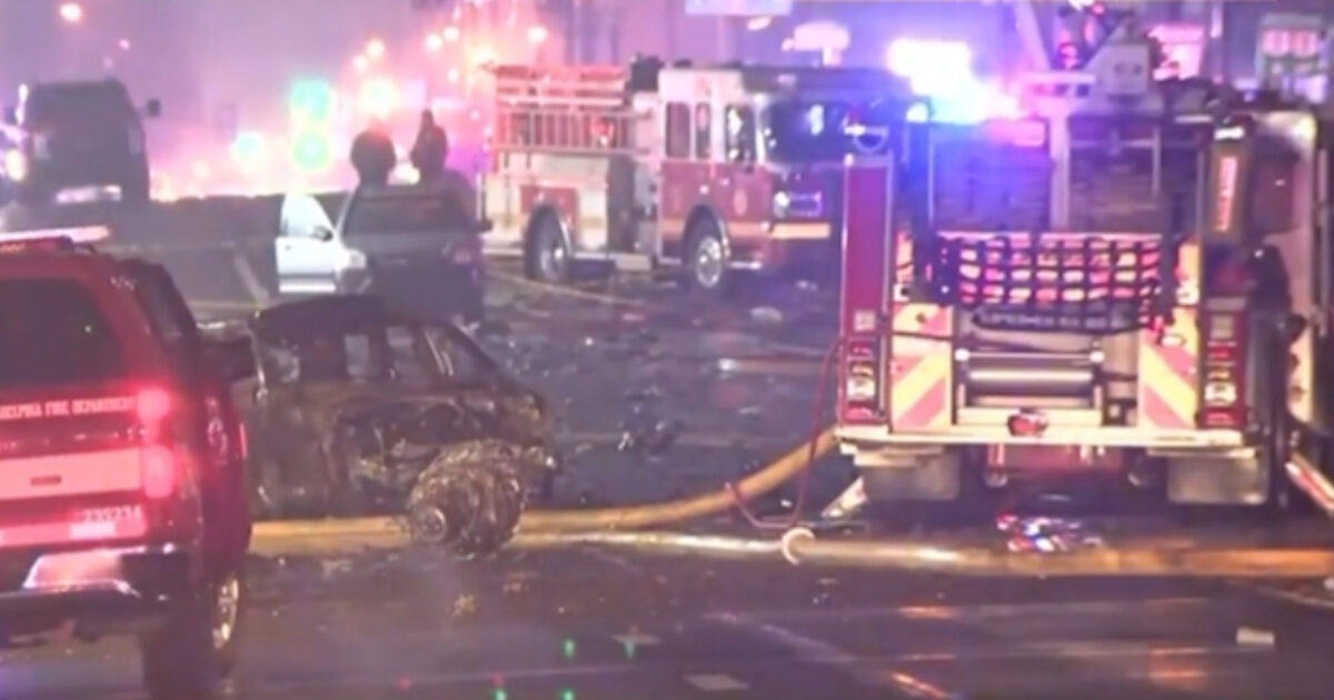 UPDATE: Crashed Airplane in Philadelphia Was a Medical Air Rescue Jet ...