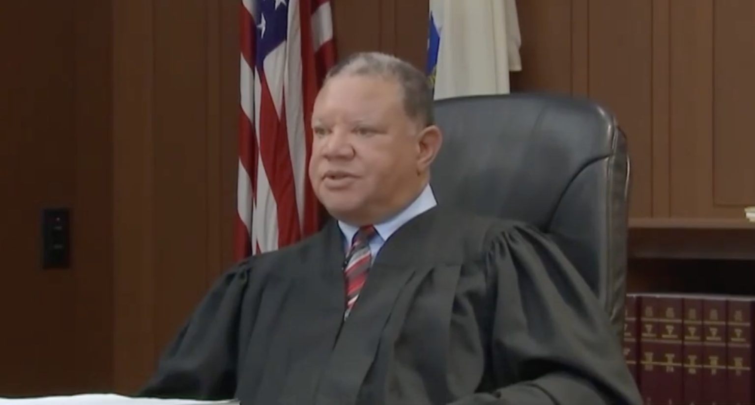 ICE Arrests Illegal Alien Outside Boston Courtroom as City Defies Feds ...