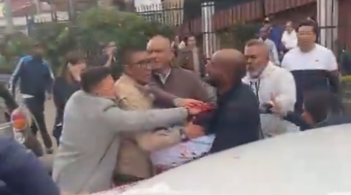 BREAKING: Chaos Erupts After Right-Wing Colombian Presidential ...