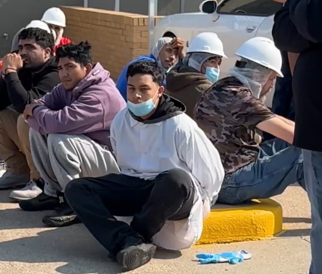 Illegals Scatter and Flip Off Media as ICE Agents Conduct Large ...