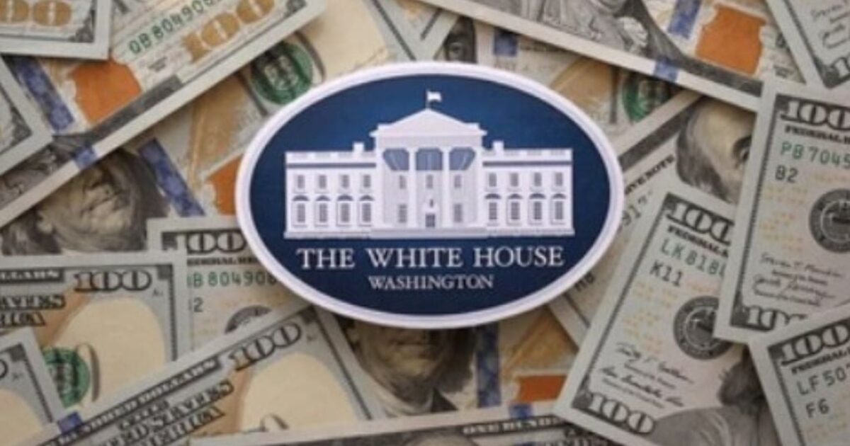 WATCH LIVE: President Trump Hosta a “Ballroom Dinner” Party with New ...